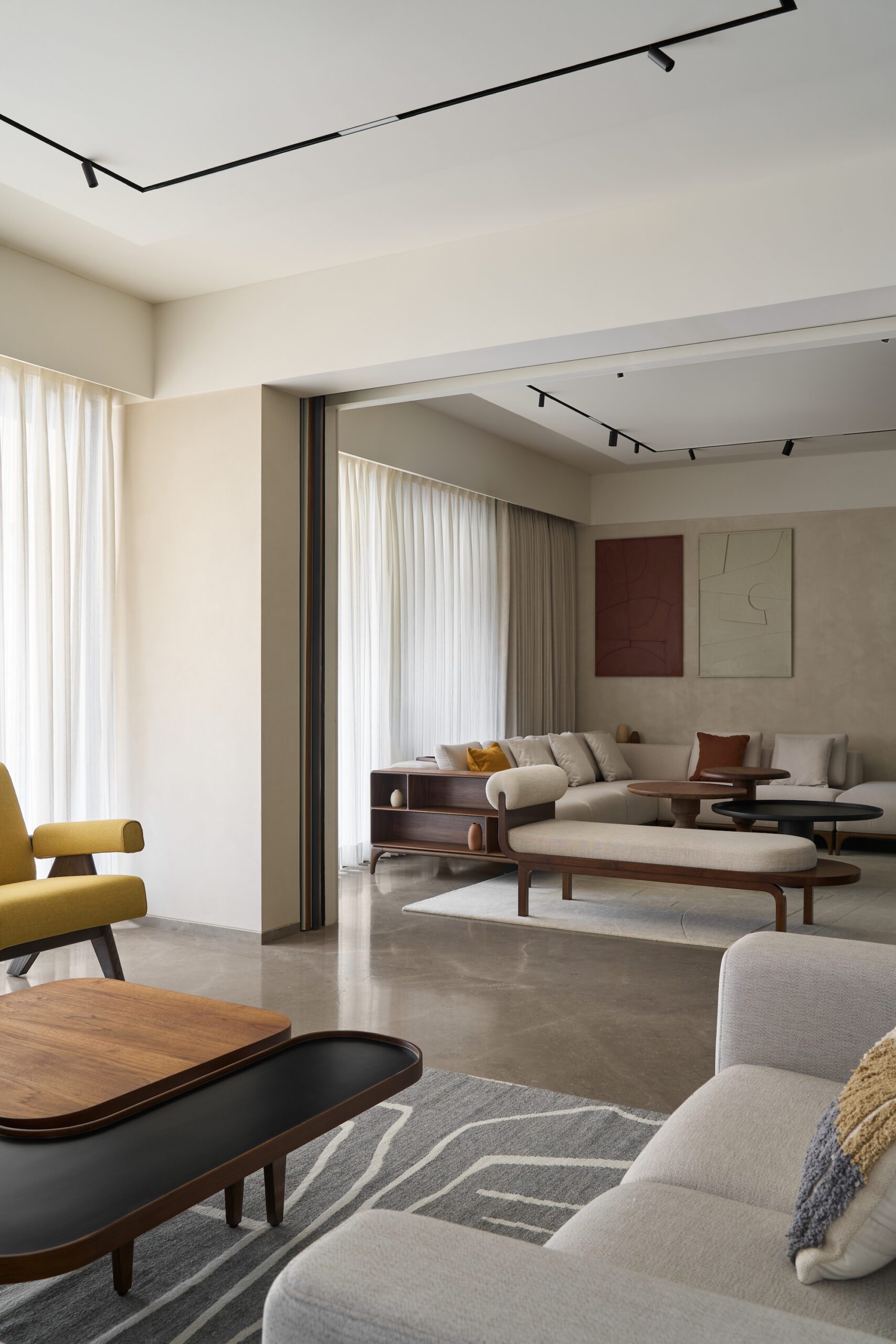 Liminal Living: A Dynamic Fusion of Geometry, Color, and Comfort in an ...